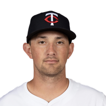 Brooks Lee or Coco Montes: Baseball Stats Comparison | FantasyPros